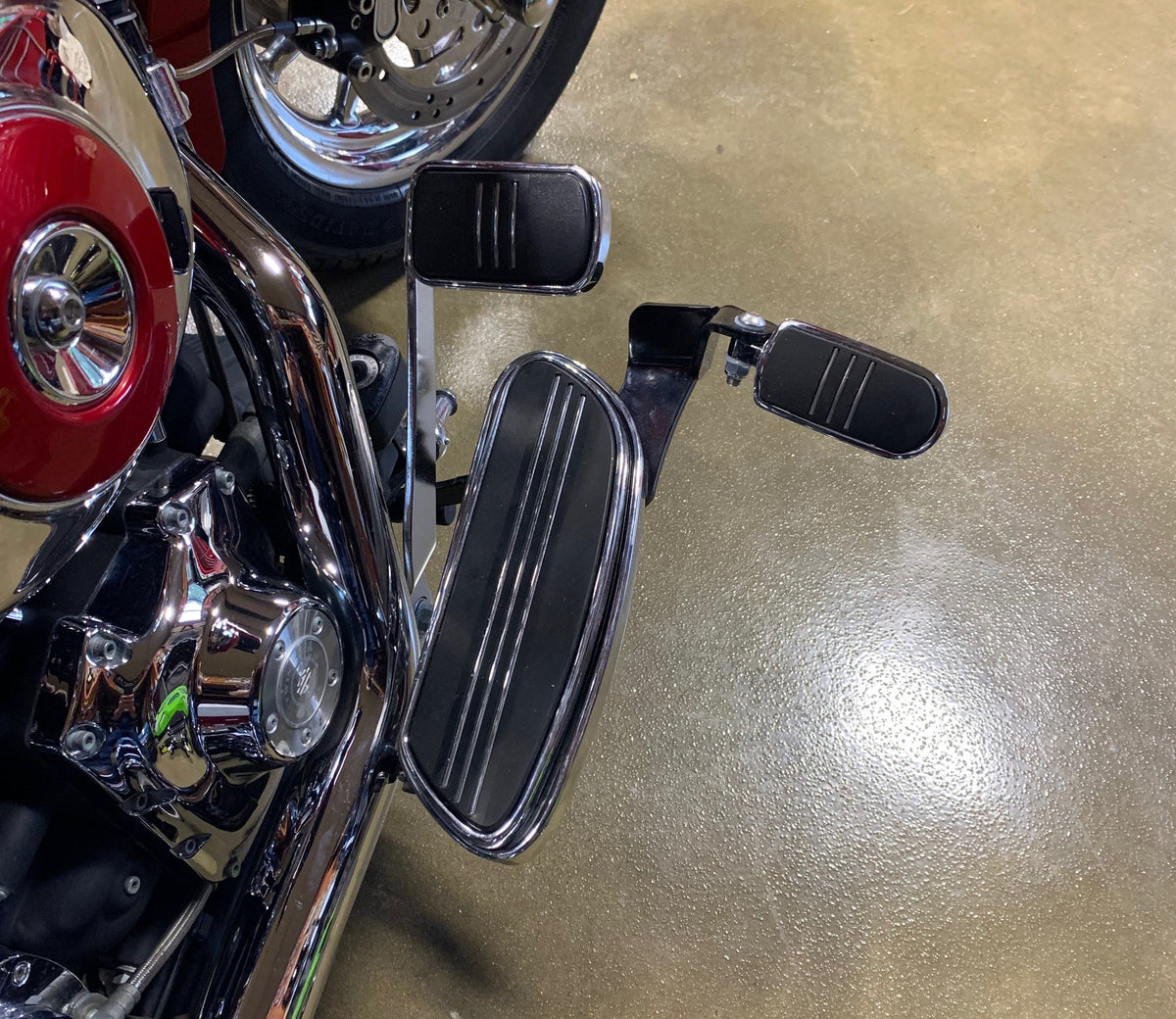 Harley Davidson Streamliner peg mounts – COMFORT ZONE RIDE